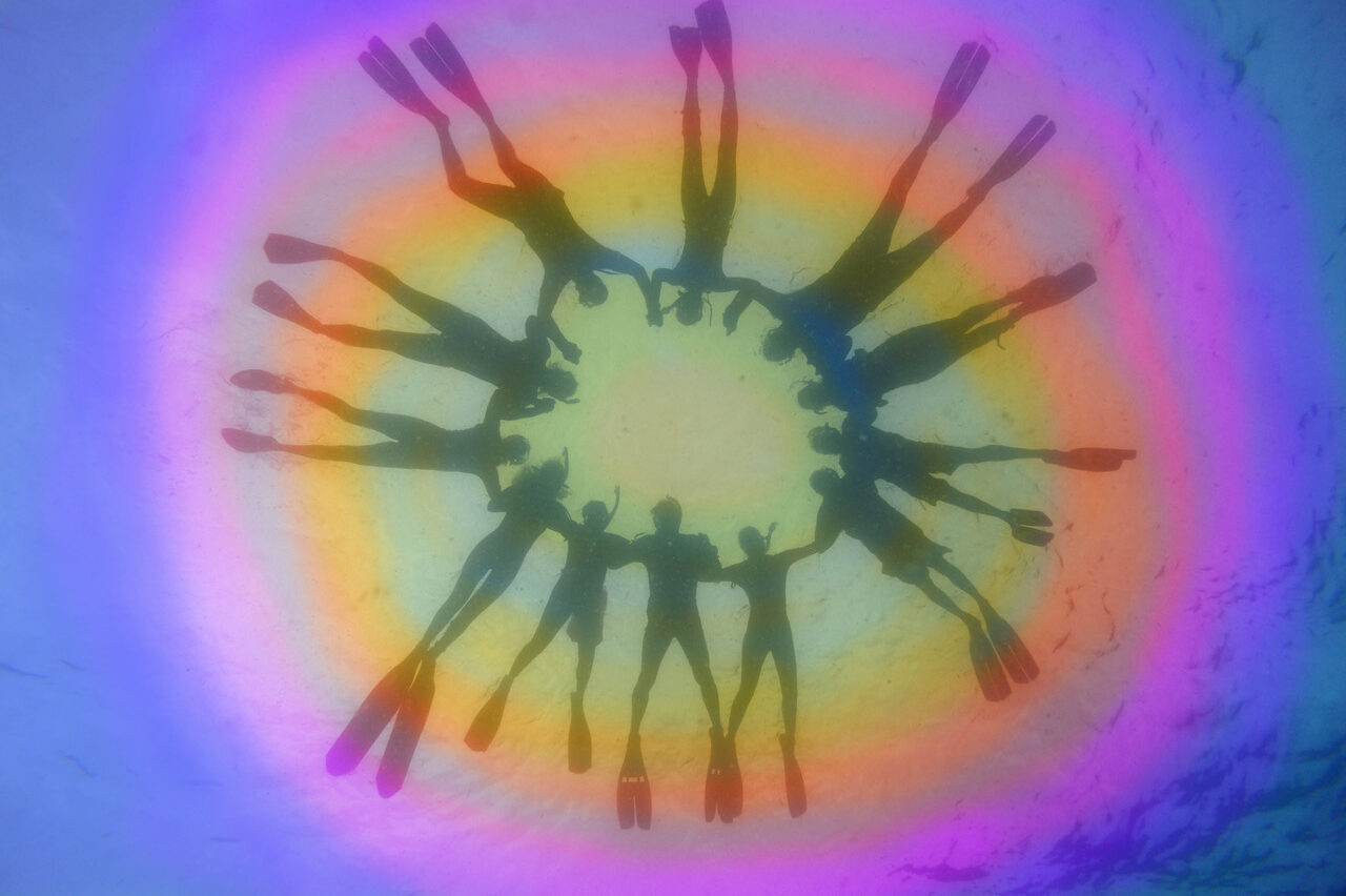 The B Train – Mana'o Radio